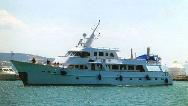 Price drop on motor yacht Olympias at A1 Yacht Trade
